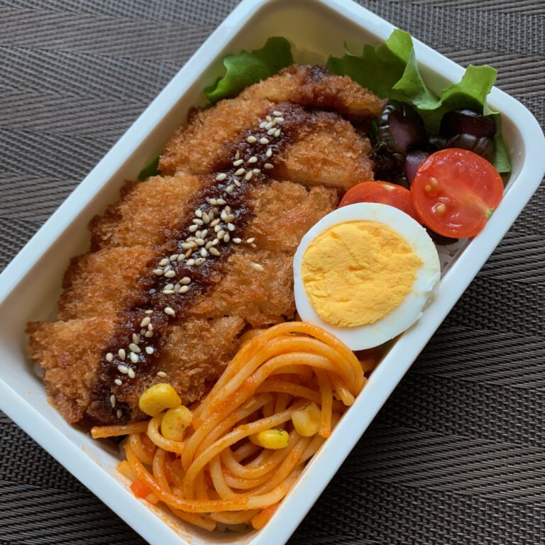 Miso katsu (Pork cutlet with miso sauce) - Japanese recipe