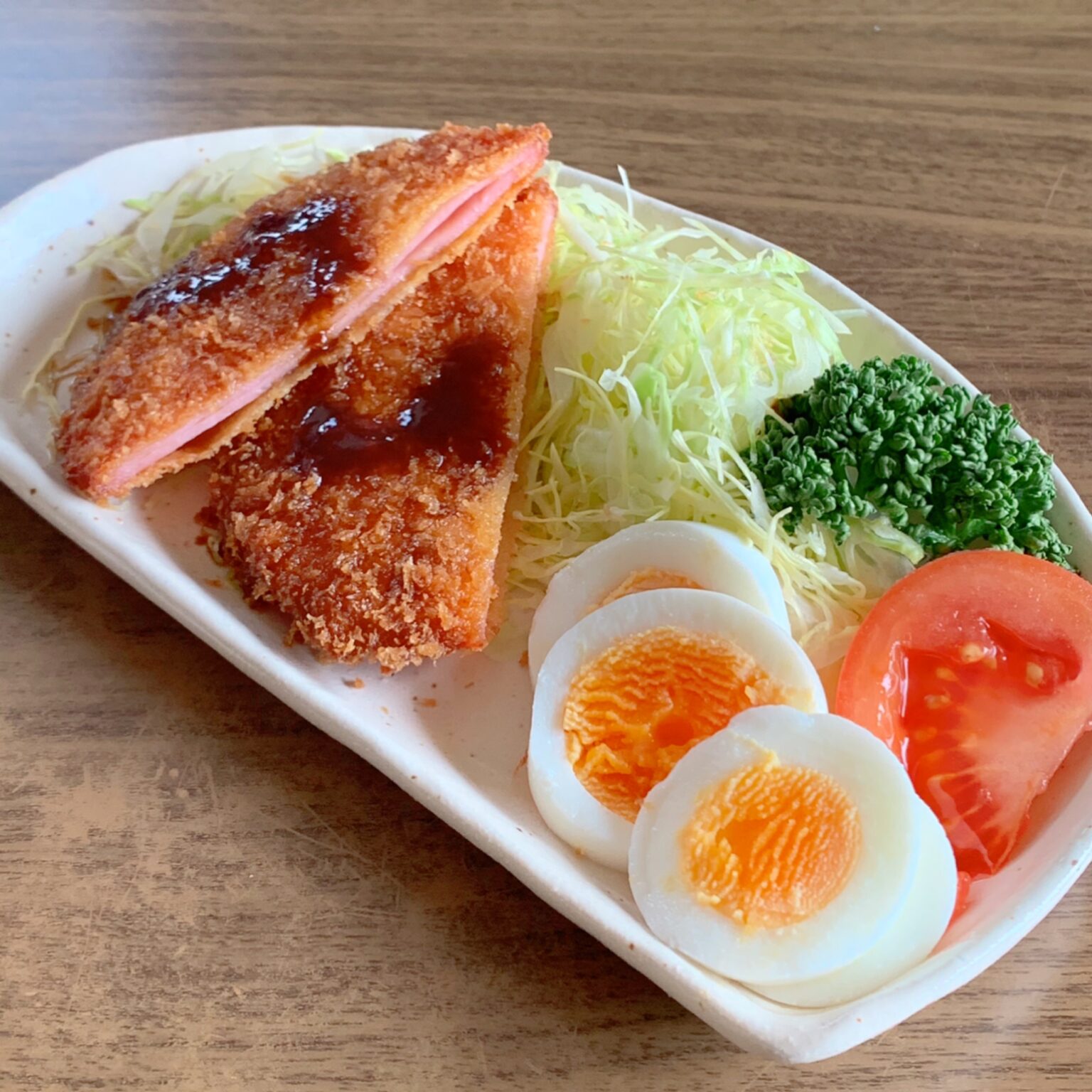 Miso katsu (Pork cutlet with miso sauce) - Japanese recipe