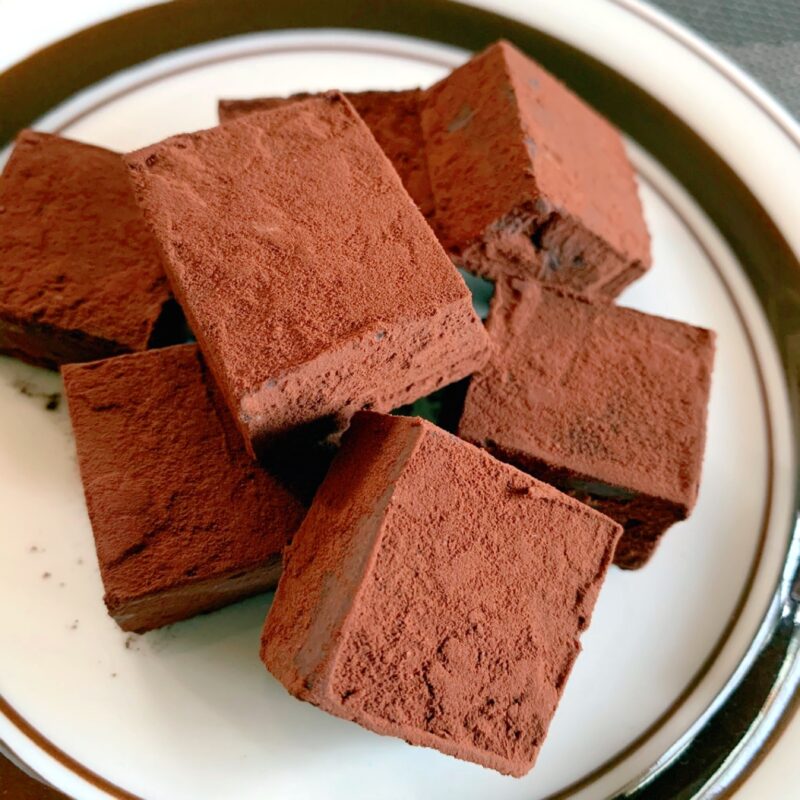 Oshiruko (Sweet red bean mochi soup) - Japanese recipe