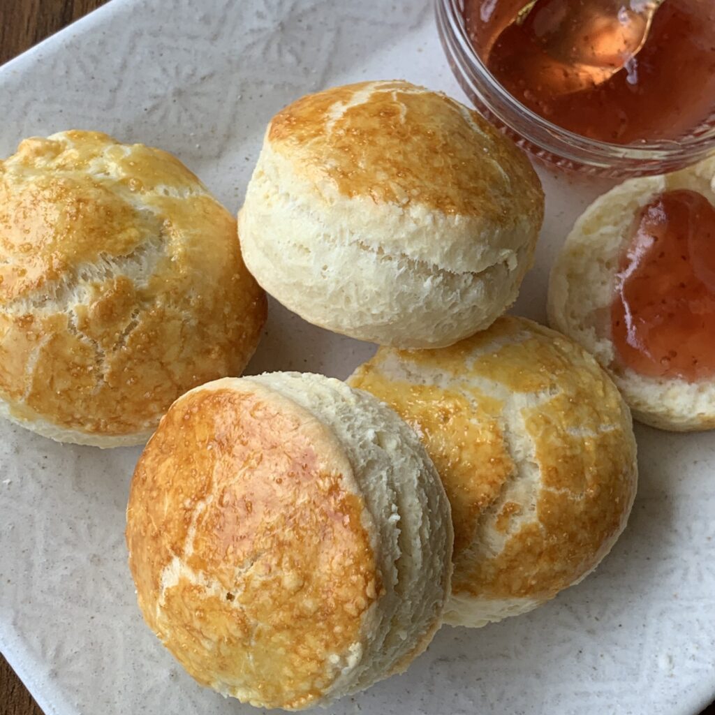 How to Bake Perfect “Wolf’s Mouth” Scones Using Pancake Mix