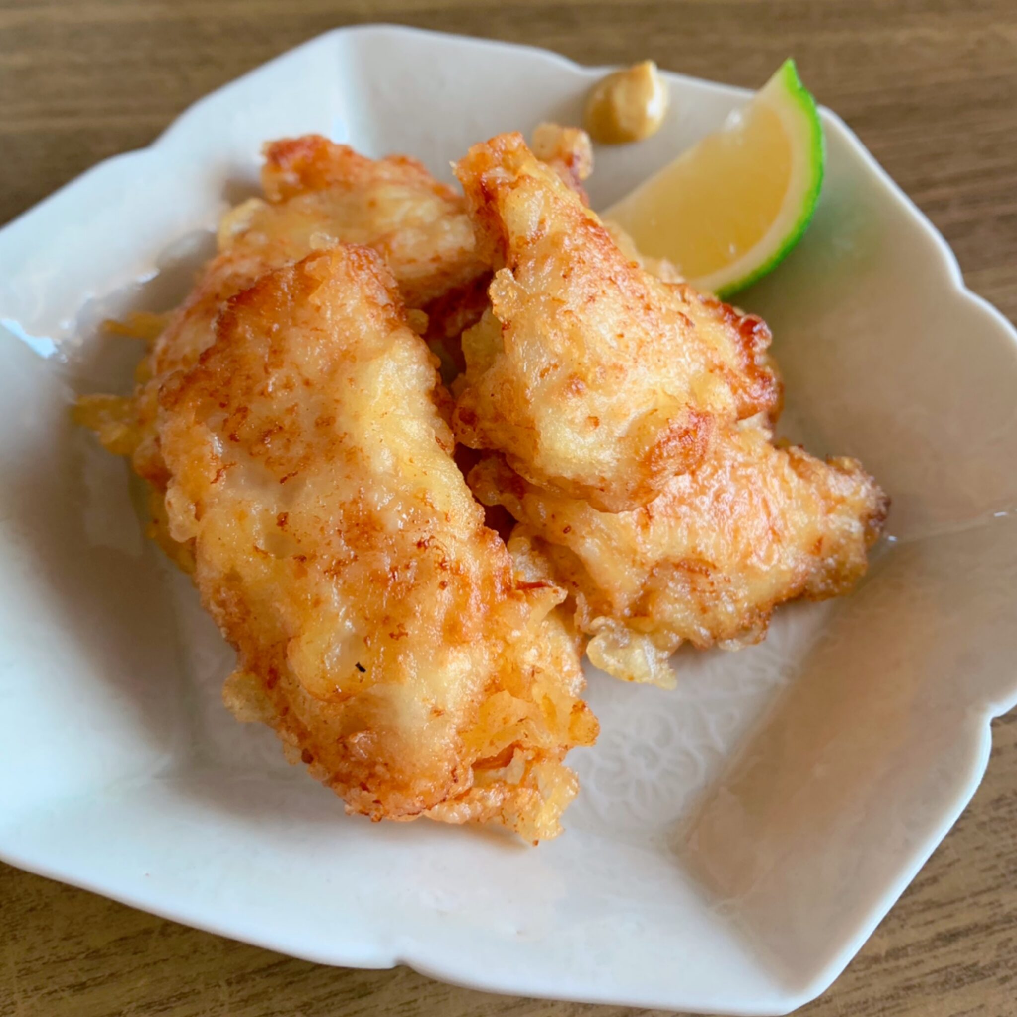 Tempurako is the key! You can easily make crispy tempura.