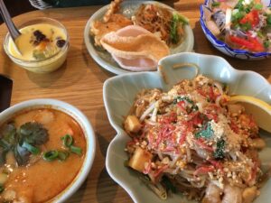 Easy Gapao Rice (Thai basil stir-fry) - Japanese recipe