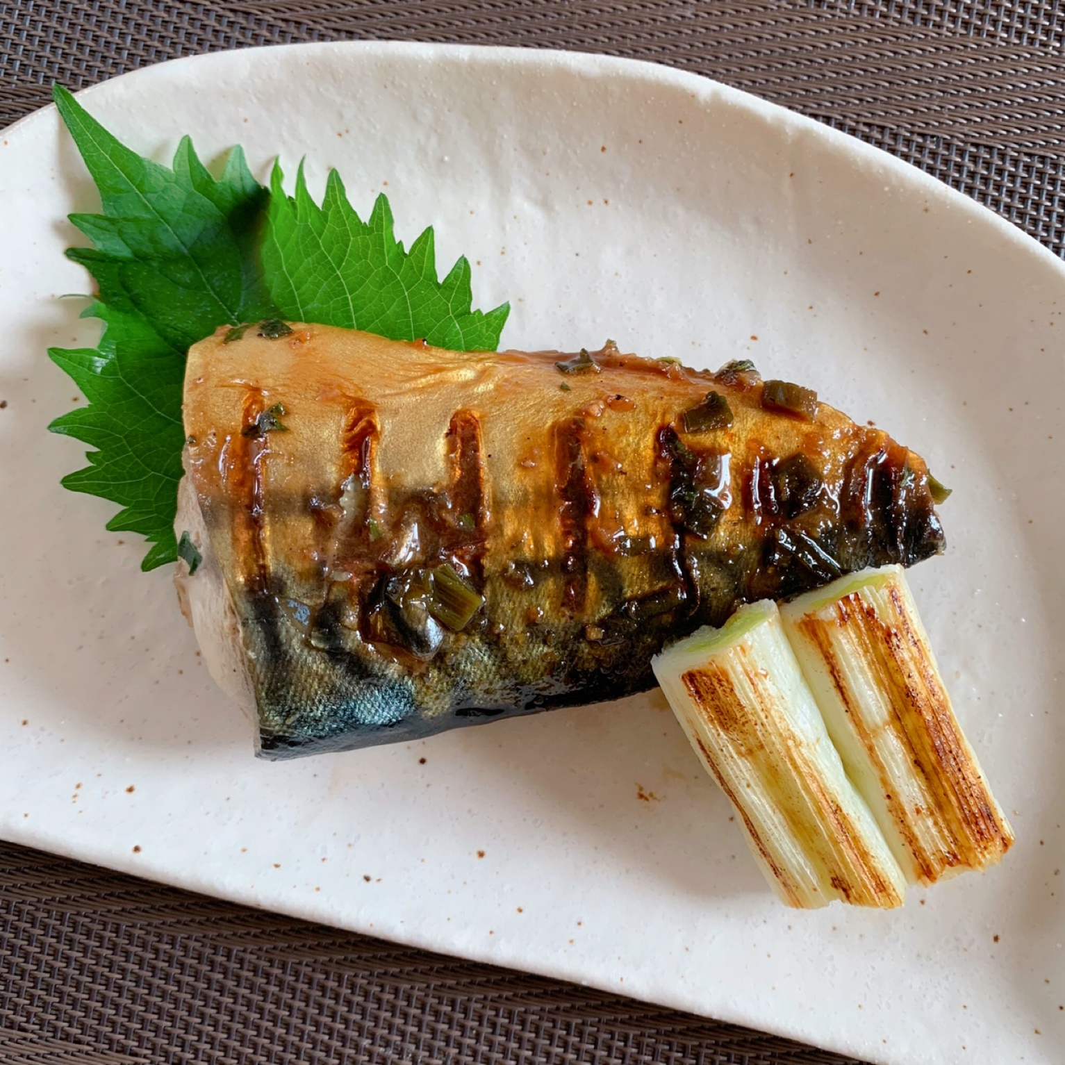 Sanma Fish Shioyaki (Salt-Grilled Pacific Saury)
